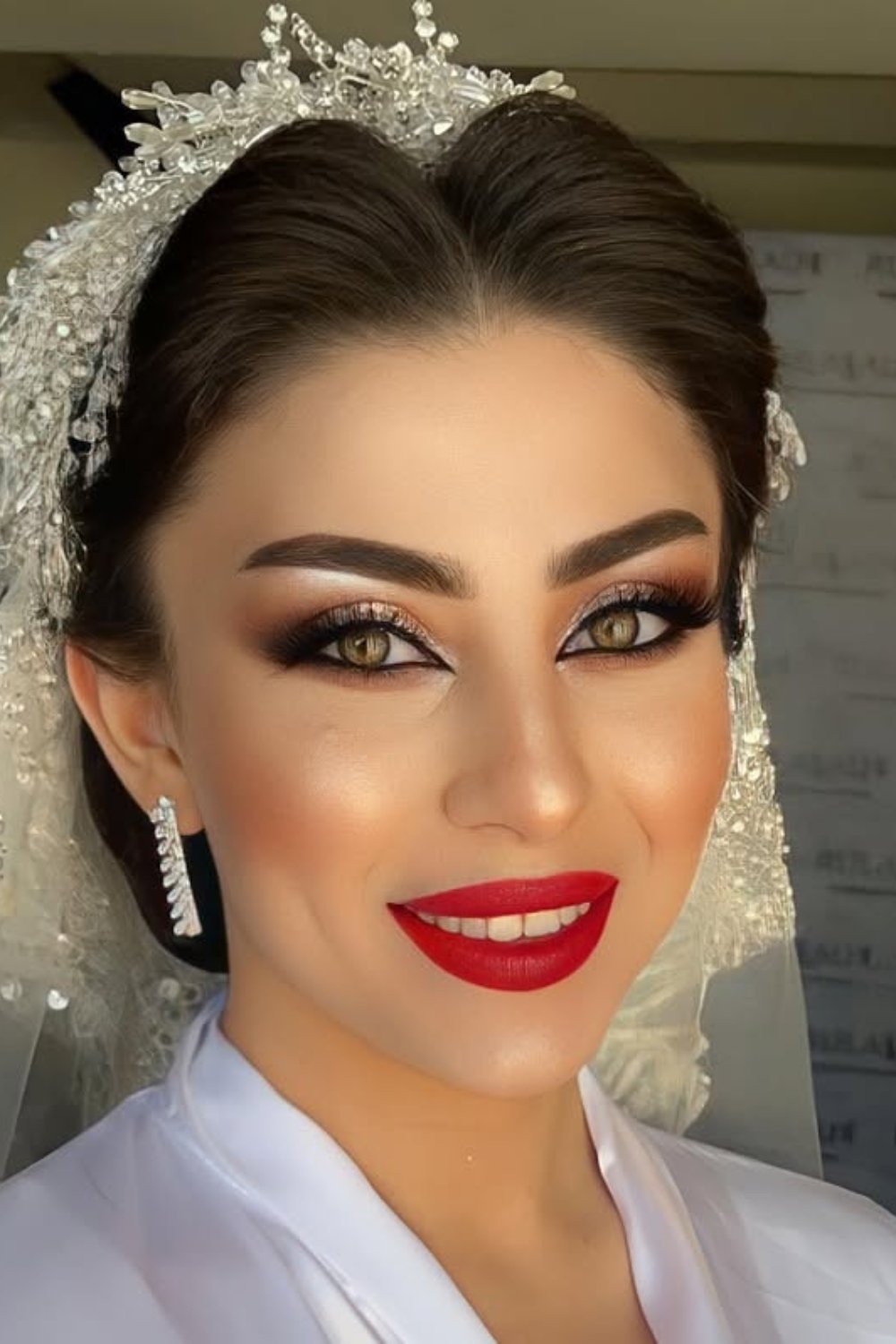 15 Silver Makeup Looks Full Face for 2026 – For Gleam