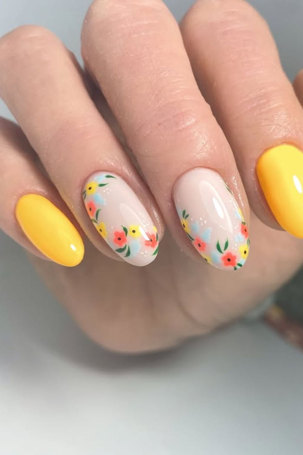 25 Yellow Nails Design You Should Try in 2026 – For Gleam