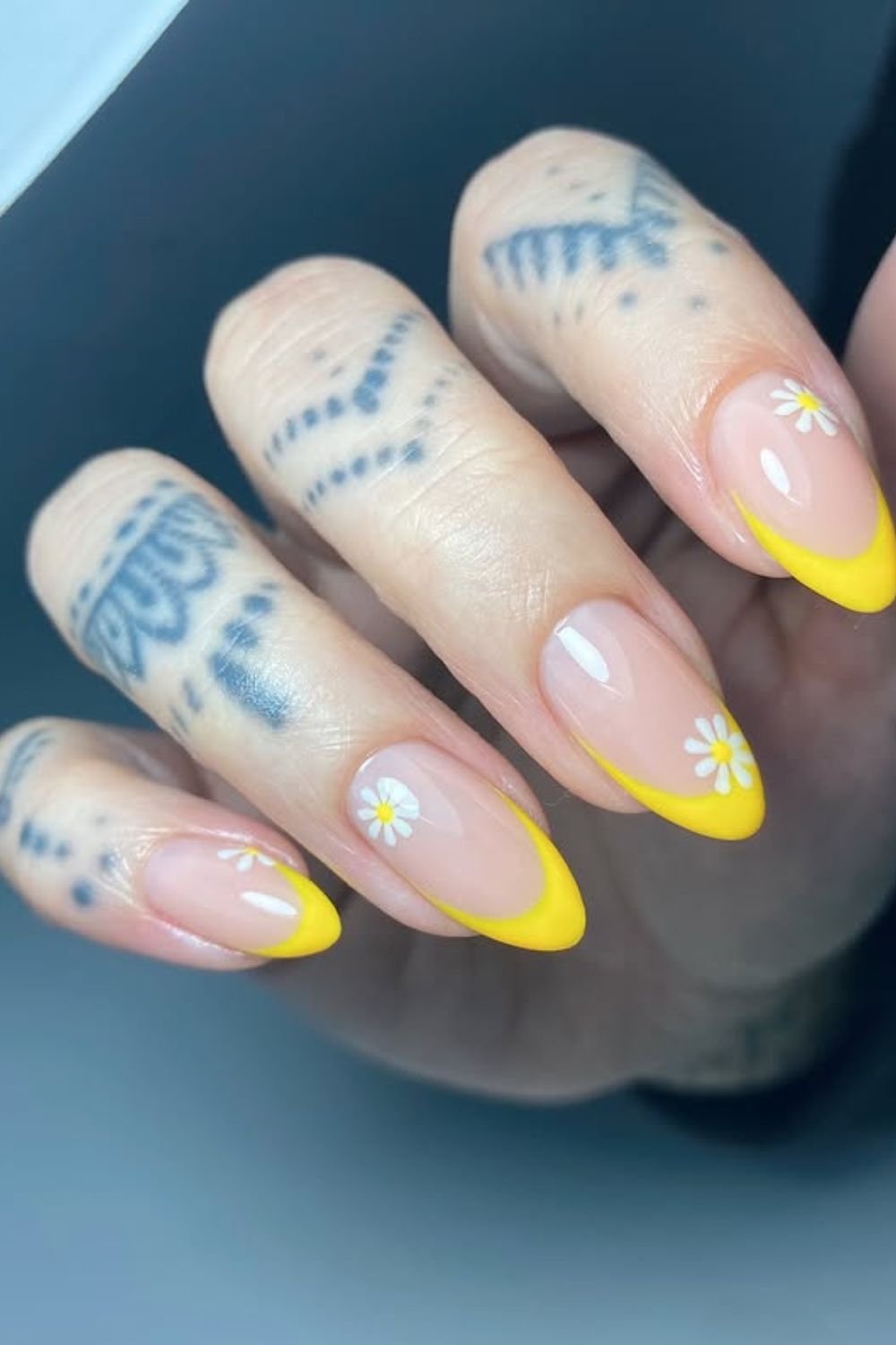 25 Yellow Nails Design You Should Try in 2026 – For Gleam