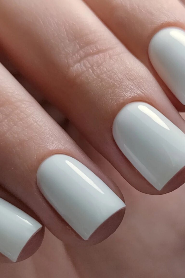 23 White Nail Ideas You Can Wear All Year Round – For Gleam