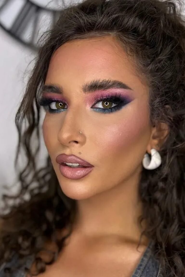 20 Stunning 2000’s Makeup Looks – For Gleam
